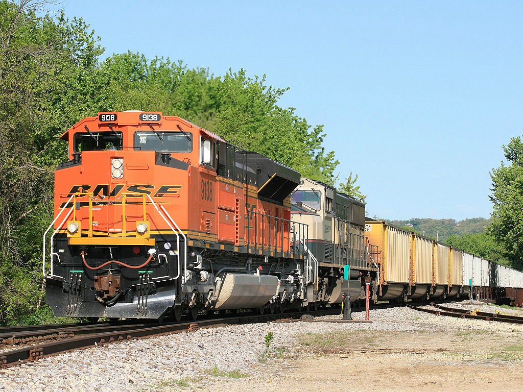 BNSF 9138